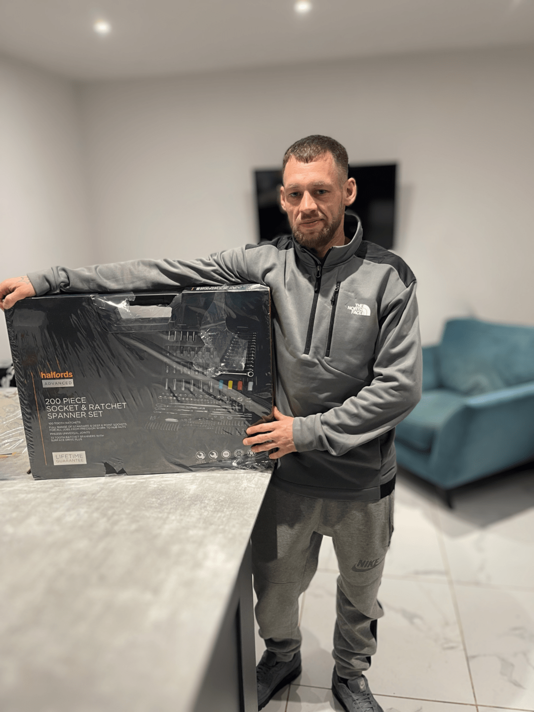 200PC Halfords Socket Set - Flex Competitions